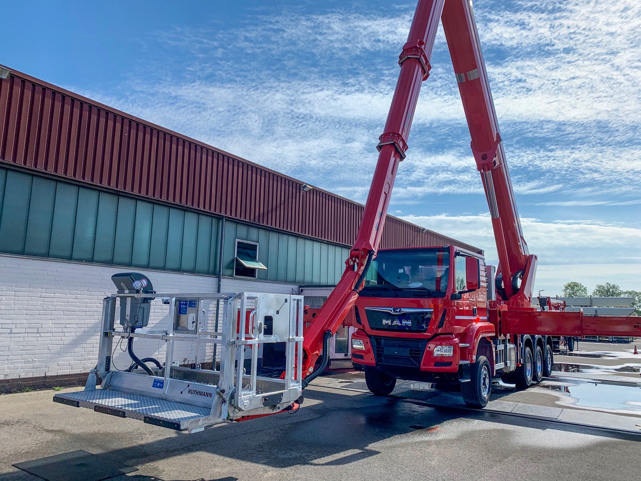 Ruthmann T 650 HF | Truck-Mounted Aerial Work Platform